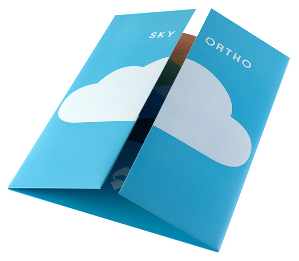 Custom Printed Tri-Panel 3 Pocket Gatefold Presentation Folder